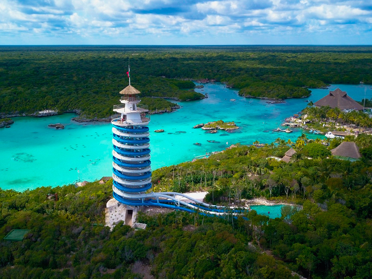 Xel-Há: Uma visita ao maior aquário natural do mundo